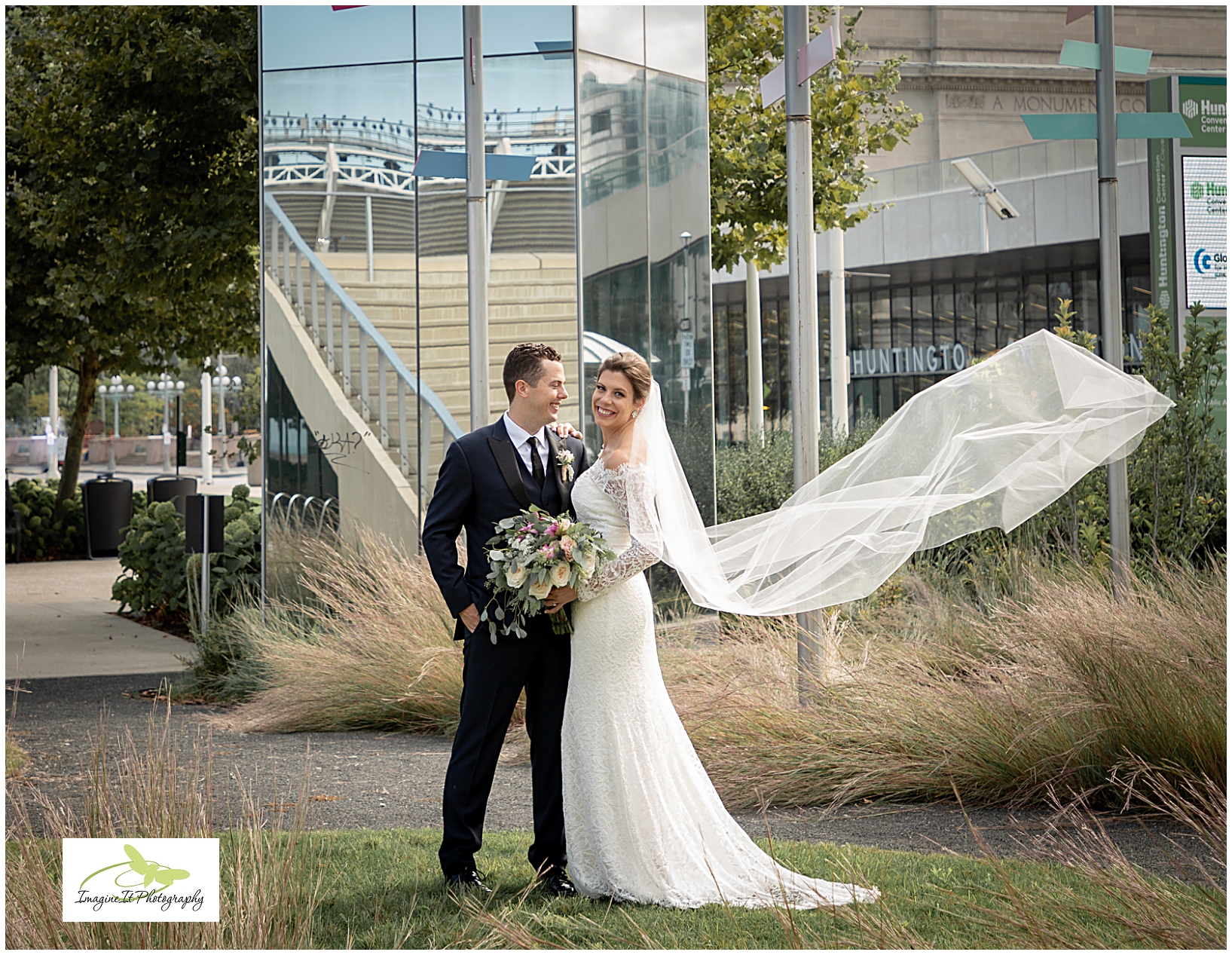 Ariel Pearl Wedding| Tom & Mary Clare | Imagine It Photography
